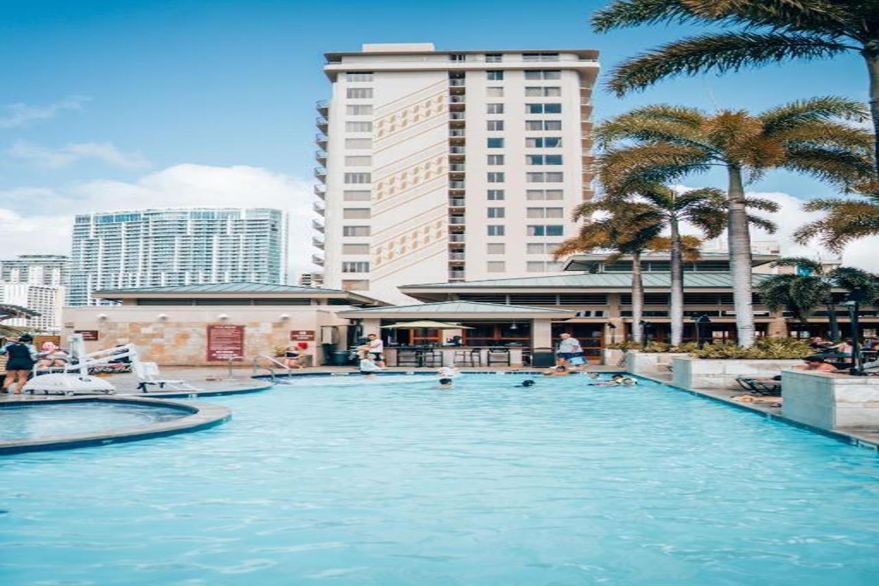 EMBASSY SUITES WAIKIKI BEACH WALK HONOLULU | 4-STAR ACCOMMODATION WITH ...